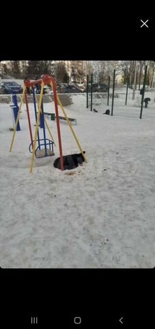 Щенок третий день лежит на снегу и не встает